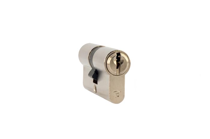 Ключалка L60 30/30 DIN 23504288 на топ цена — Home Max | ex Baumax